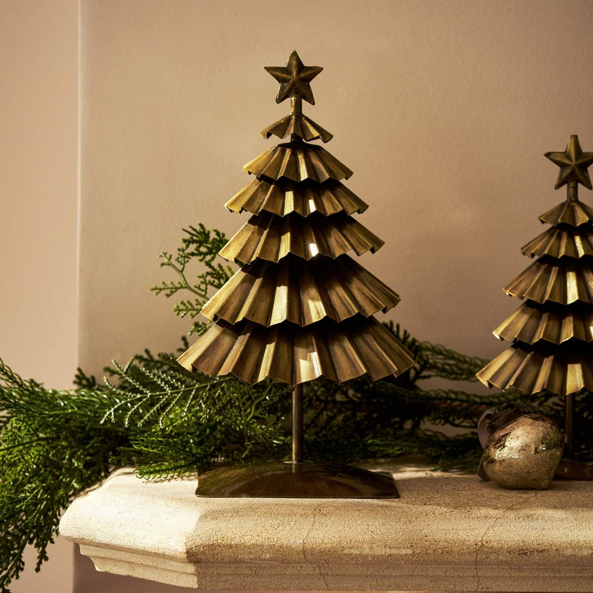 Garden Trading Pershore Christmas Tree Antique Brass Large - Pack of 3 ...